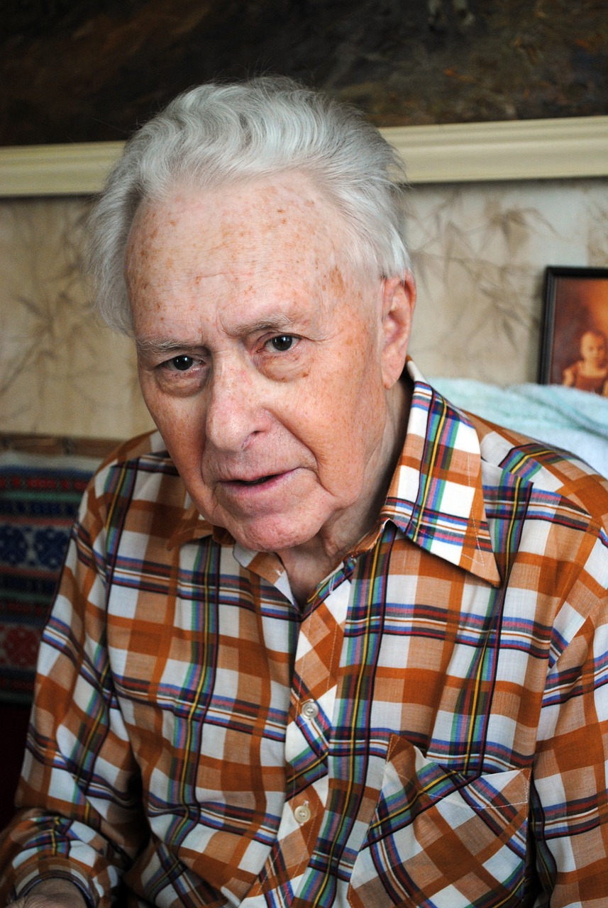 Short Story: A Philosopher talks about love, and consciousness / myLot